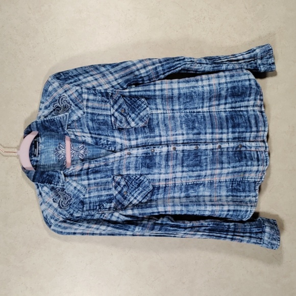 Silver Jeans | Tops | 2573 Silver Distressed Blue Plaid Snap Front ...